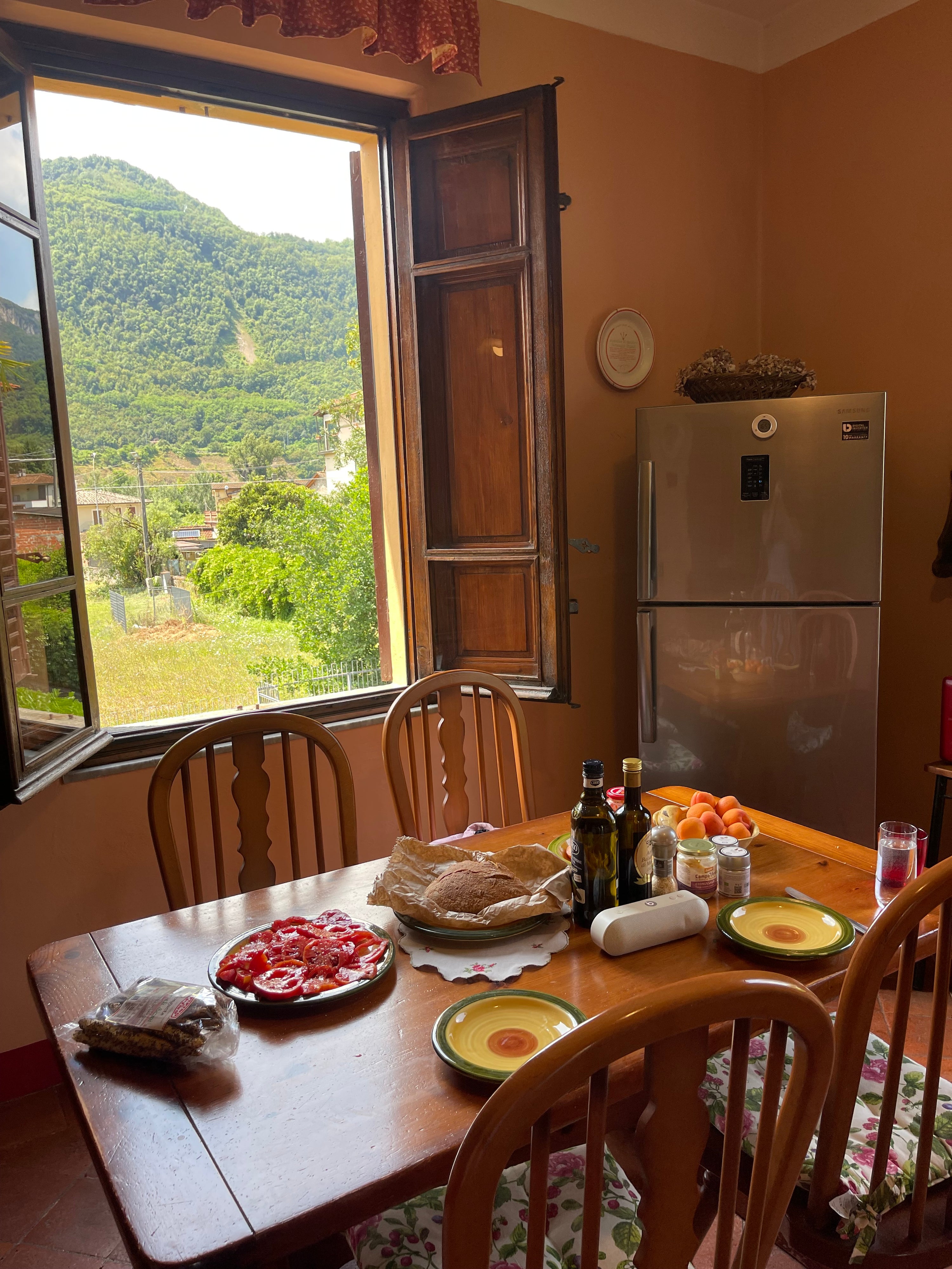 A Gentle Start to the Day in Tuscany – Ruby Granger